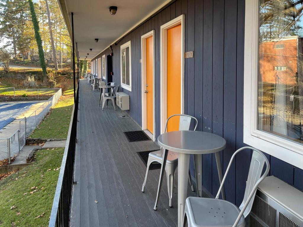 The Wanderoo Lodge, Eureka Springs (updated prices 2025)