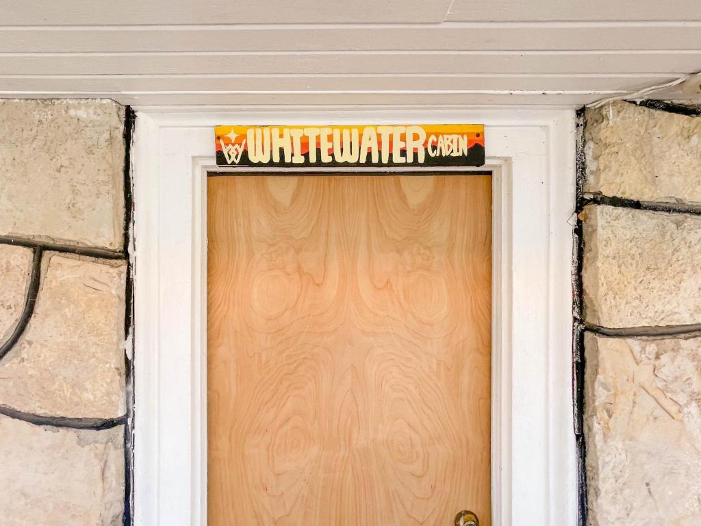 The Wanderoo Lodge, Eureka Springs (updated prices 2025)