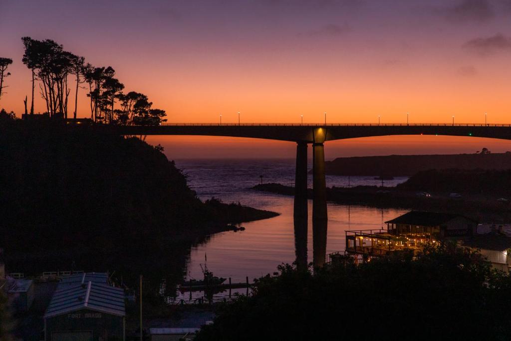 Noyo Harbor Inn, Fort Bragg (updated prices 2025)