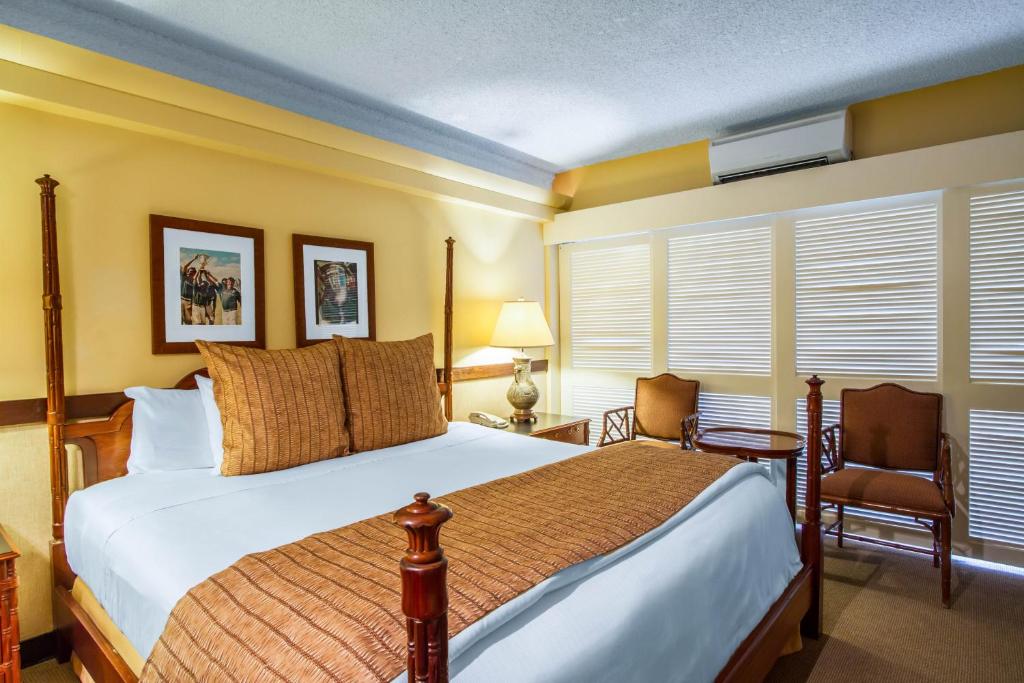 The Equus | Hotel in Honolulu, United States Of America