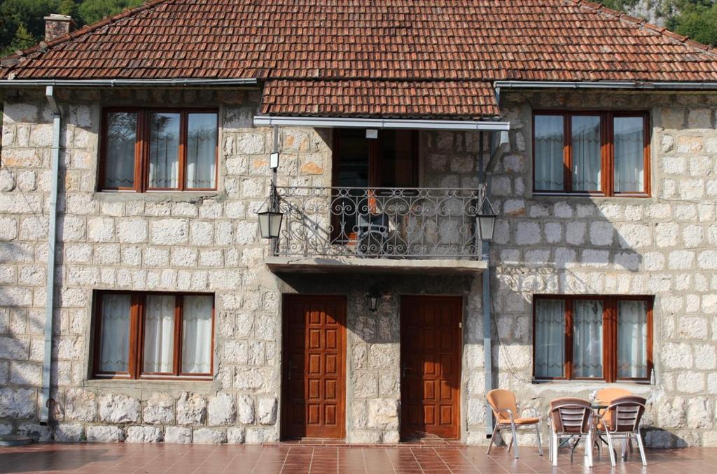 Tara Bridge Castle, Žabljak (updated prices 2026)