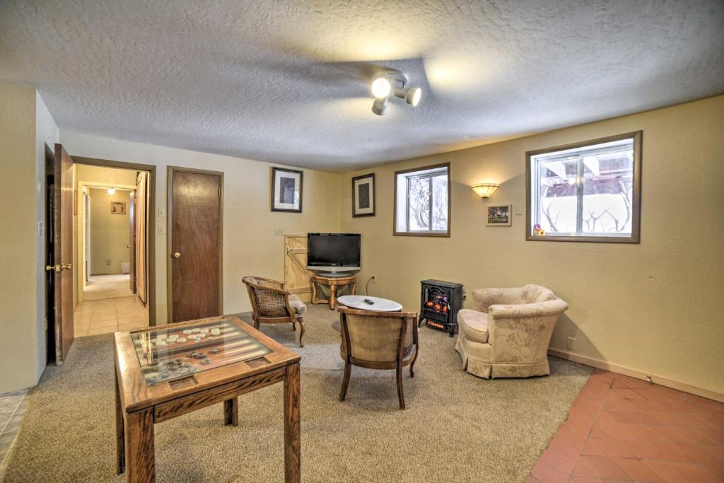 Cozy Durango Apt with Mtn View about 6 Mi to Downtown!, Durango ...