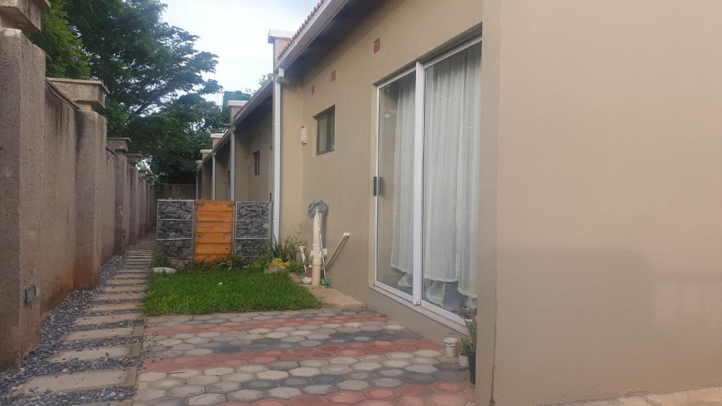 Lukundo Place, Lusaka (updated prices 2025)