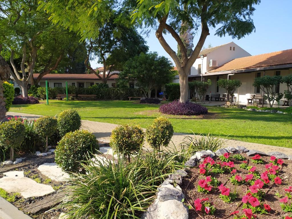 Degania Bet Kibbutz Country Lodging, Kinneret (updated prices 2025)