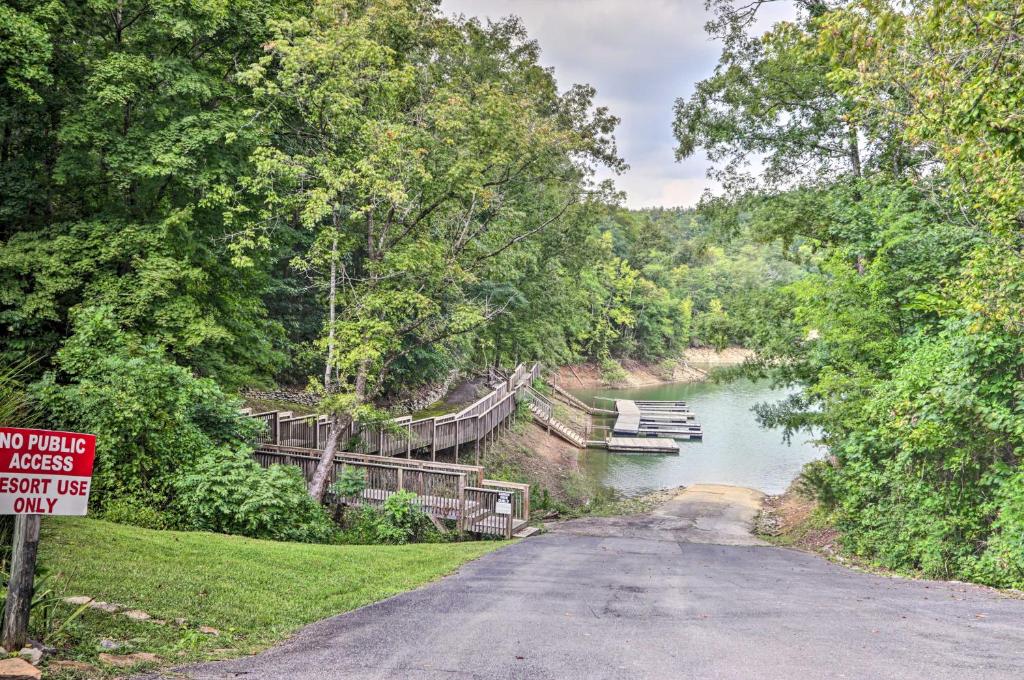 Douglas Lake Public Access