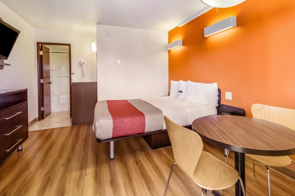 Motel 6-Lethbridge, AB, Lethbridge (updated prices 2025)