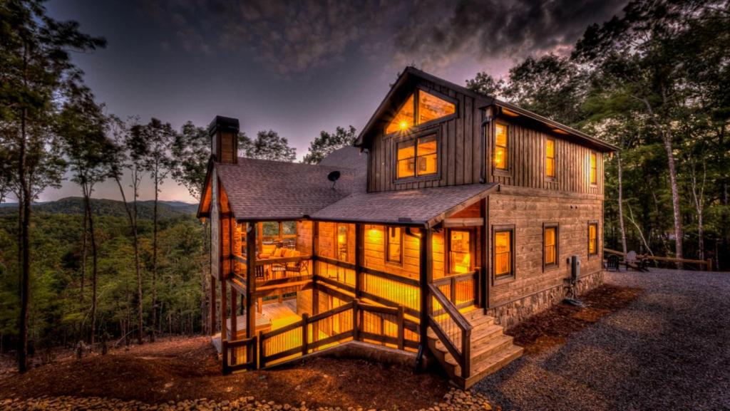 Skyview, Blue Ridge – Precios actualizados 2024