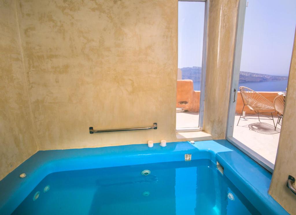 Kastro Oia Houses, Oia (updated prices 2025)