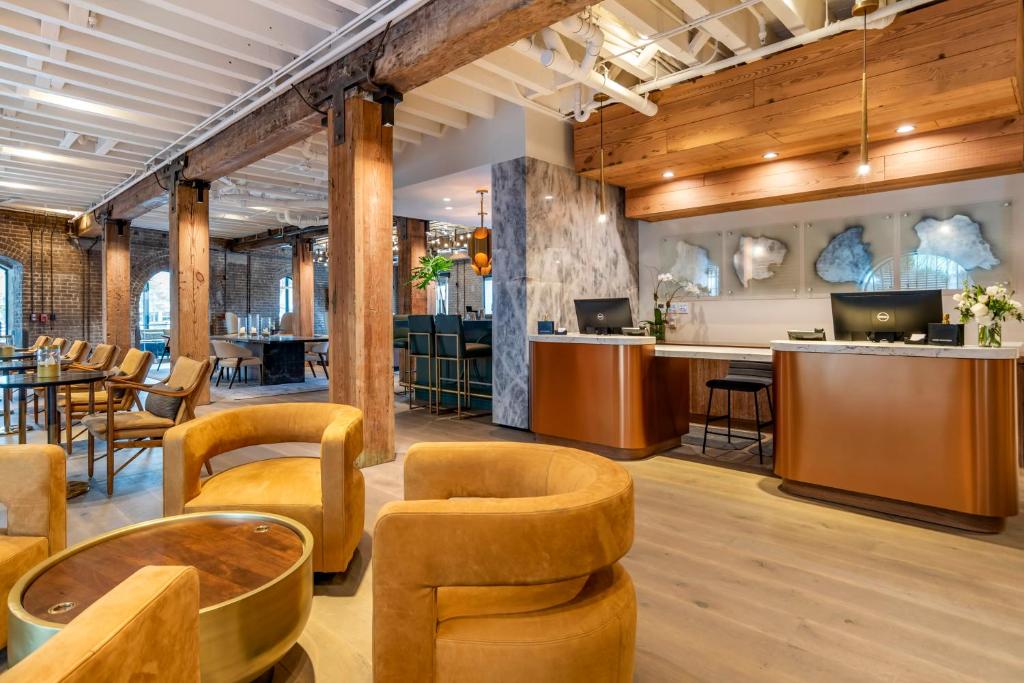 ONE11 Hotel, New Orleans (updated prices 2025)