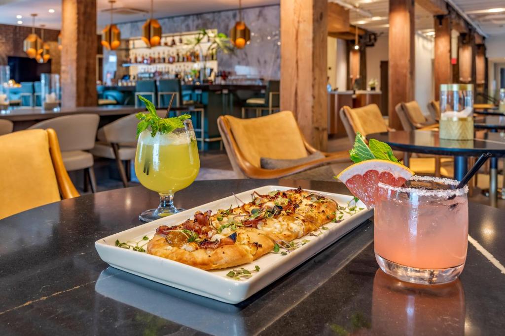ONE11 Hotel, New Orleans (updated prices 2025)