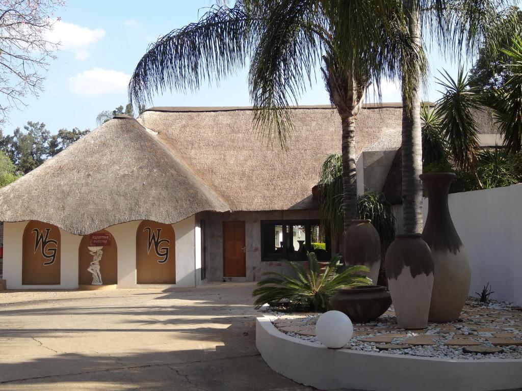 Waterglen Guest Lodge, Rustenburg (updated prices 2026)