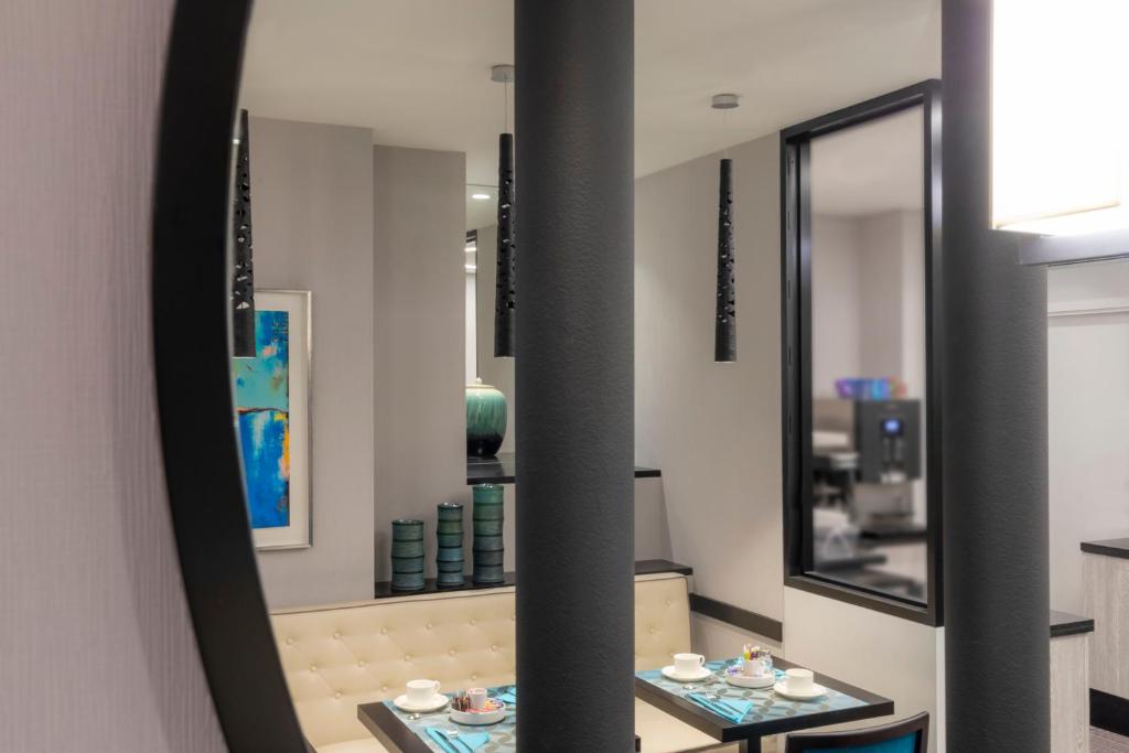 Montfleuri, Paris (updated prices 2025)