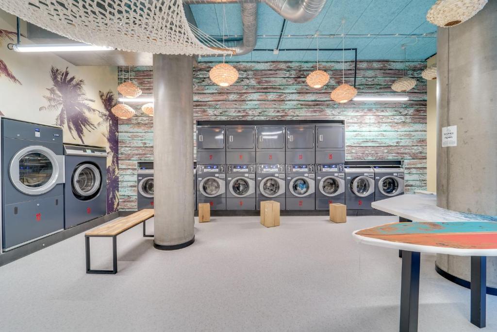 ECLA Paris Massy Palaiseau, Palaiseau (tarifs actualisés, 2025)