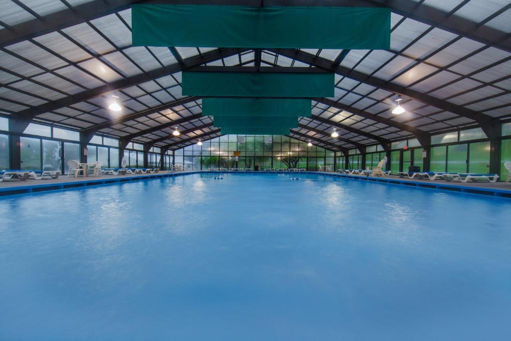 Holiday Inn Club Vacations Fox River Resort at Sheridan, Sheridan ...