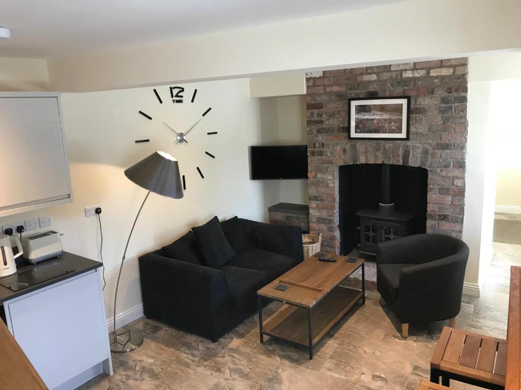 Bettws Hall Accommodation, Newtown (updated prices 2026)