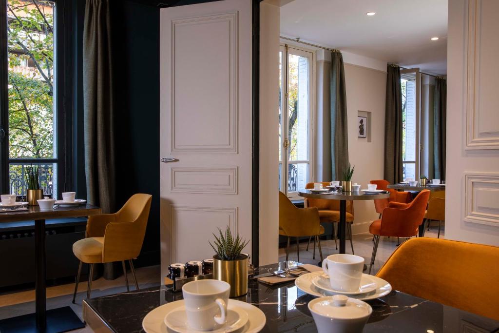Hôtel Aiglon, Paris (updated prices 2025)