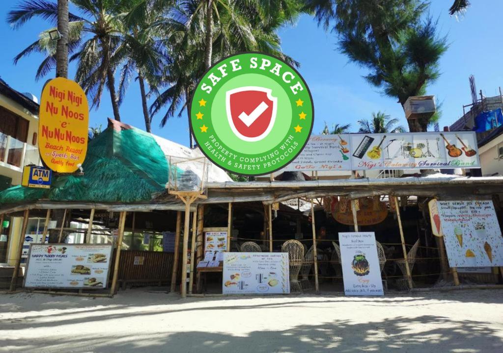 Reddoorz Premium @ Nigi Nigi Nu Noos Station 2 Boracay - Malay