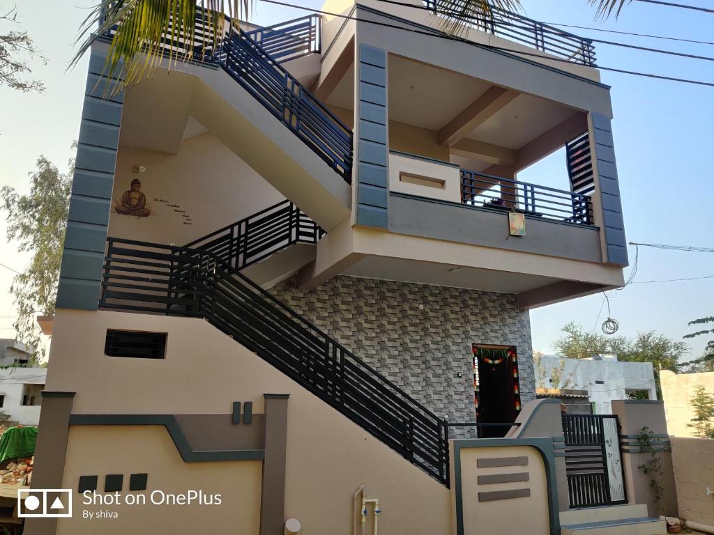 30 Homestays In Hampi (2023) | Updated Deals, Latest Reviews, Photos