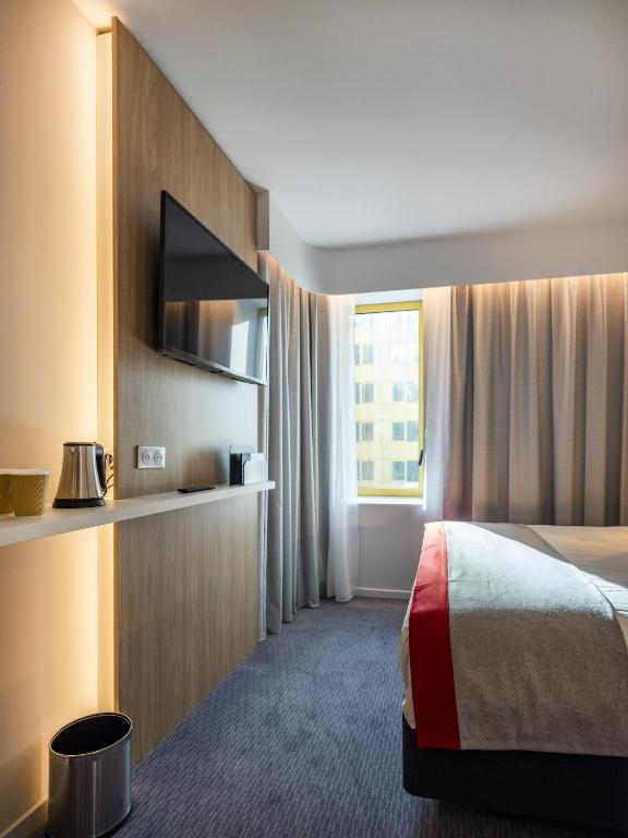 Holiday Inn Express - Nice - Grand Arenas by IHG, Nice (updated prices ...