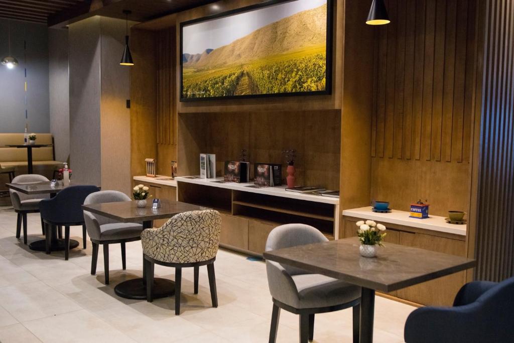 Hyatt Place Saltillo, Saltillo (precios actualizados 2025)