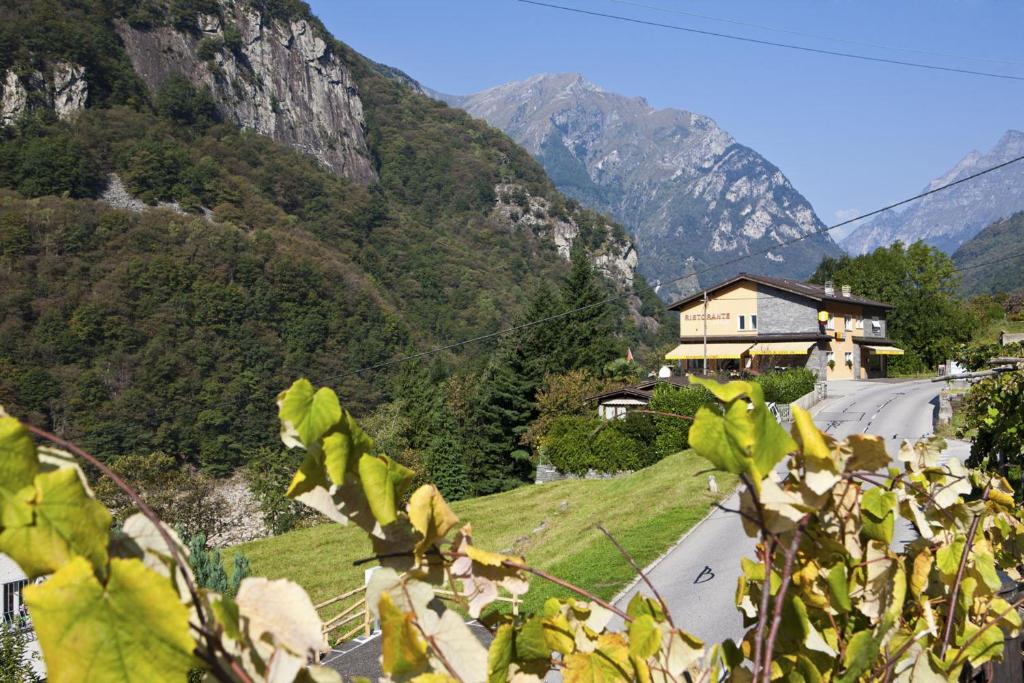 Hotel Al Lago, Vogorno (updated prices 2025)