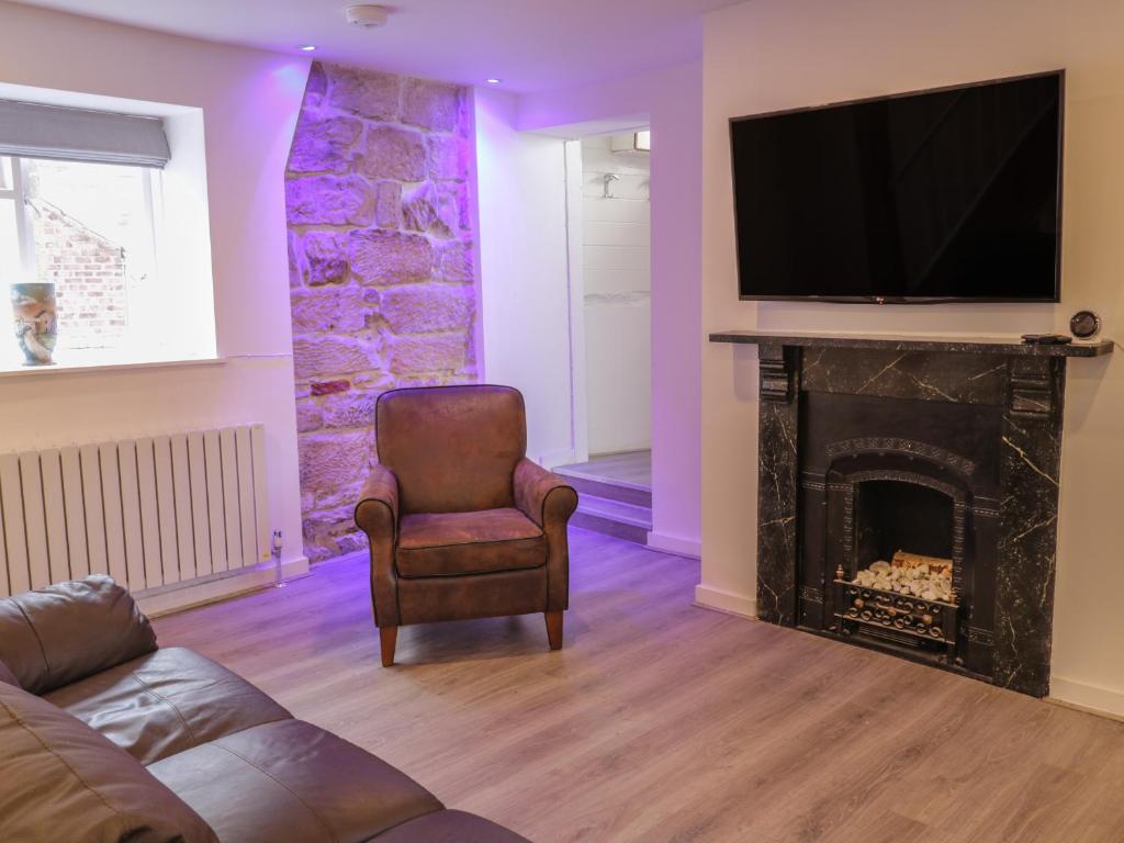 47A Baxtergate, Whitby (updated prices 2026)