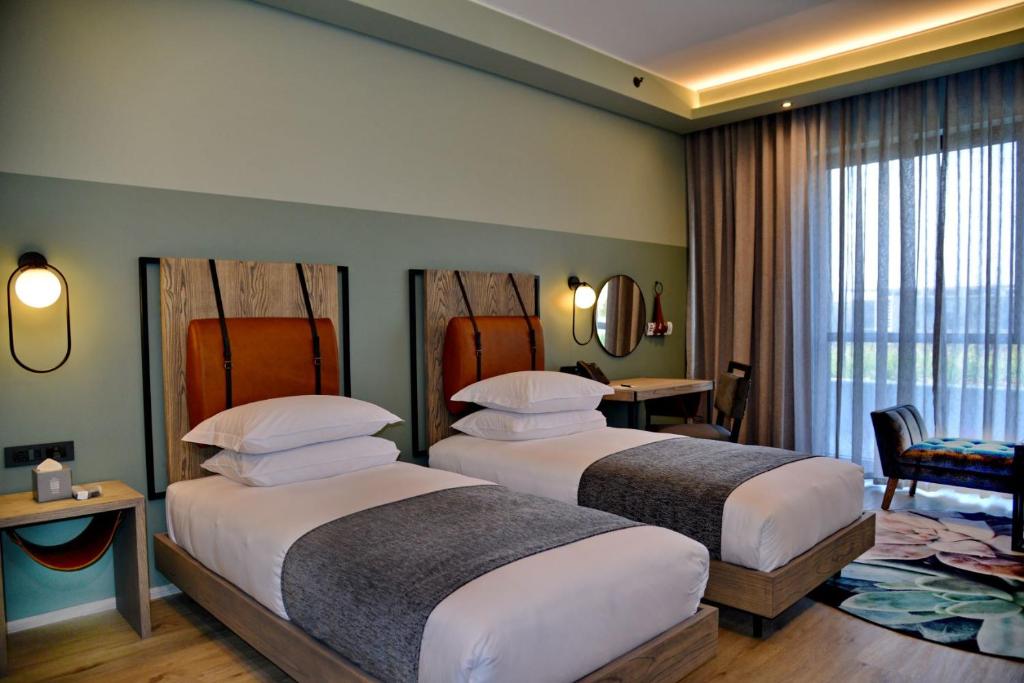 Courtyard Hotel Waterfall City, Midrand (updated prices 2025)