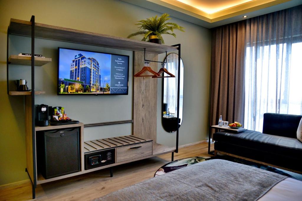 Courtyard Hotel Waterfall City, Midrand (updated prices 2025)