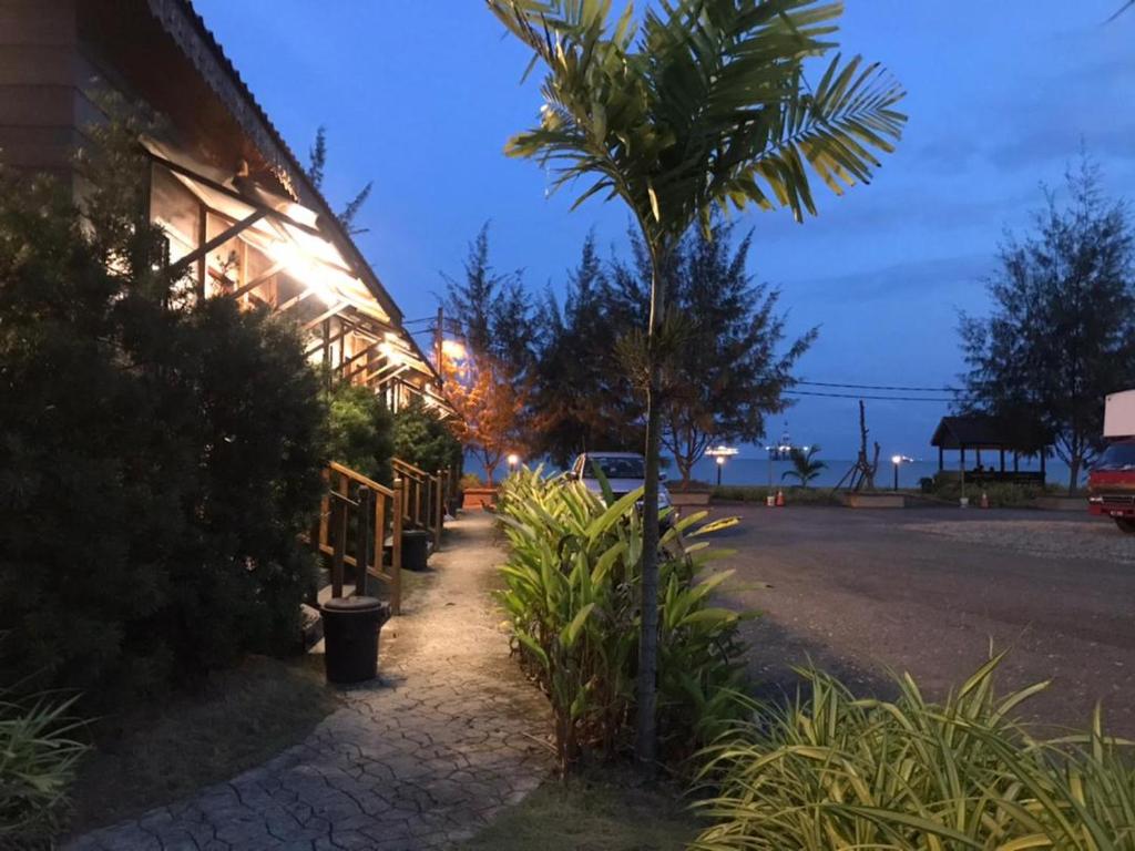 Sungai Rengit Hotel, Pengerang (updated prices 2025)