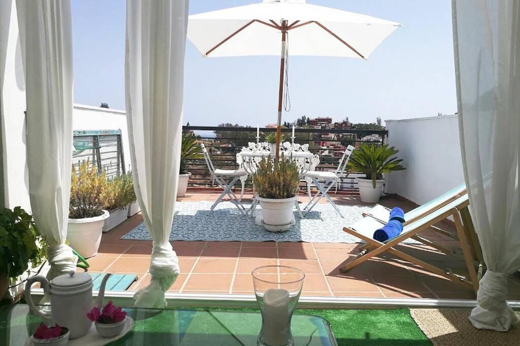 Great Penthouse & Terrace Overlooking The Sea - Free Parking - Málaga