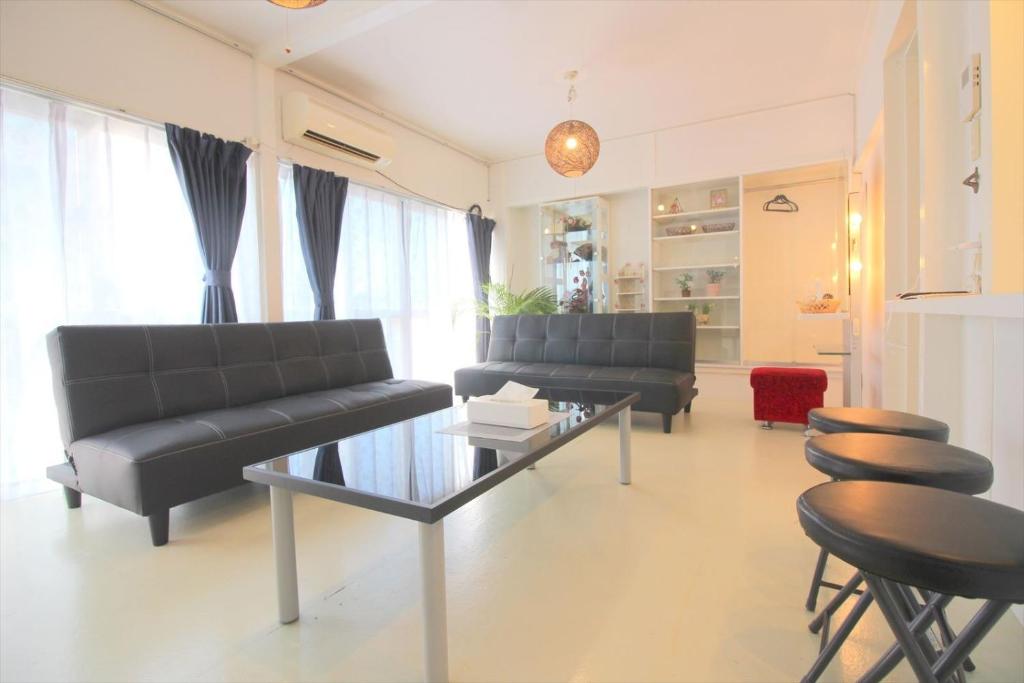 Rental Of The Entire Building / Naha Okinawa - Naha