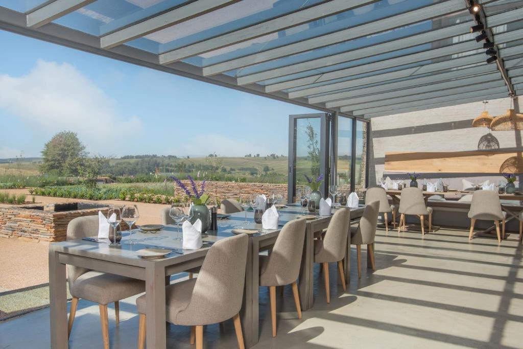 Brahman Hills - Gardens, Hotel & Cottages, Nottingham Road (updated ...