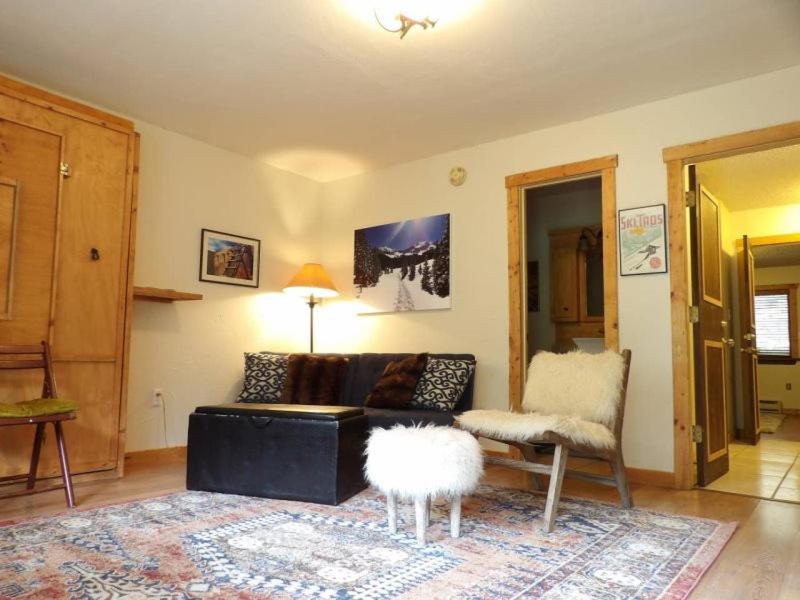 Modern Mountain Hideaway - Aspen 1 - Taos Ski Valley, NM