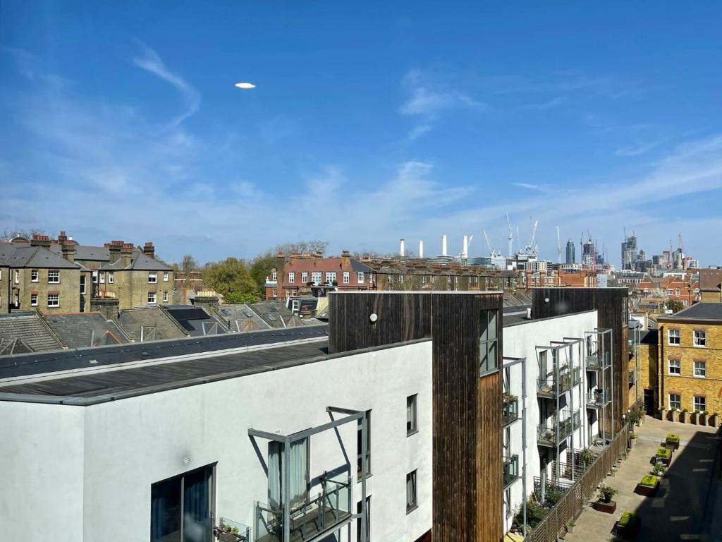 Axiom Park Hotel, London (updated prices 2025)