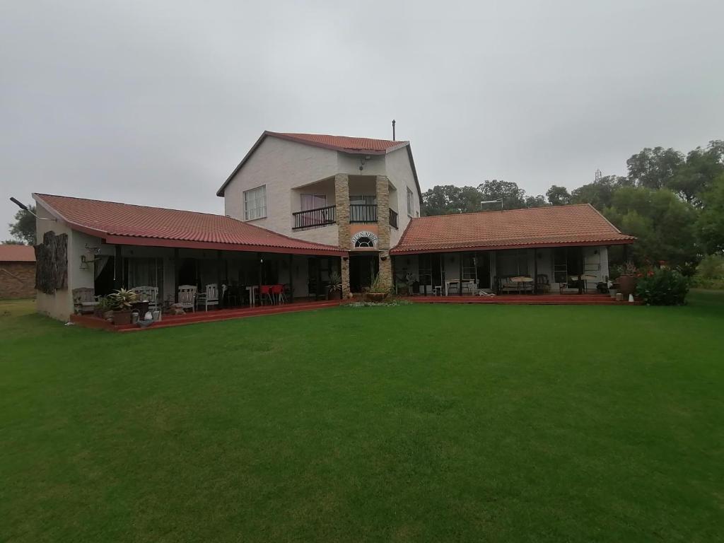 Quinnest, Oranjeville (updated prices 2026)