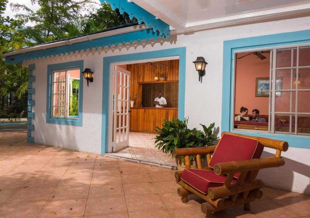 Legends Beach Resort, Negril (updated prices 2025)