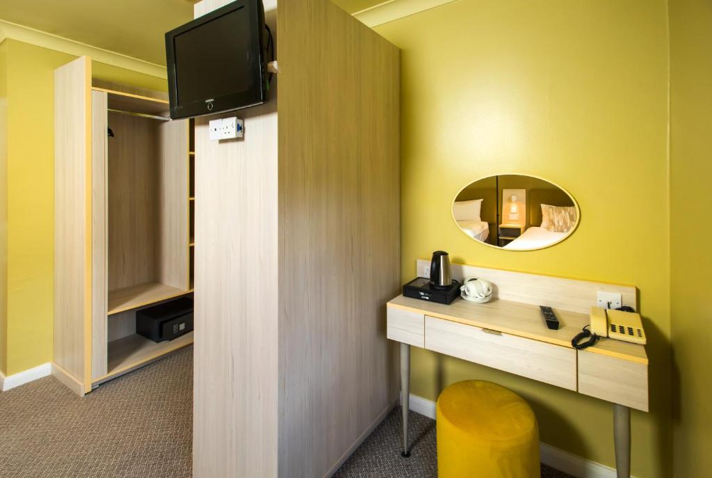 Caring Hotel, London (updated prices 2025)