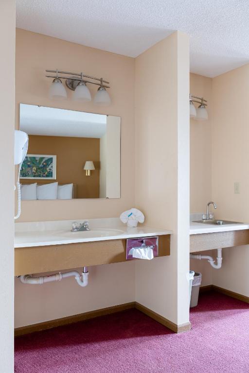 Aloha Beach Resort, Wisconsin Dells (updated prices 2025)