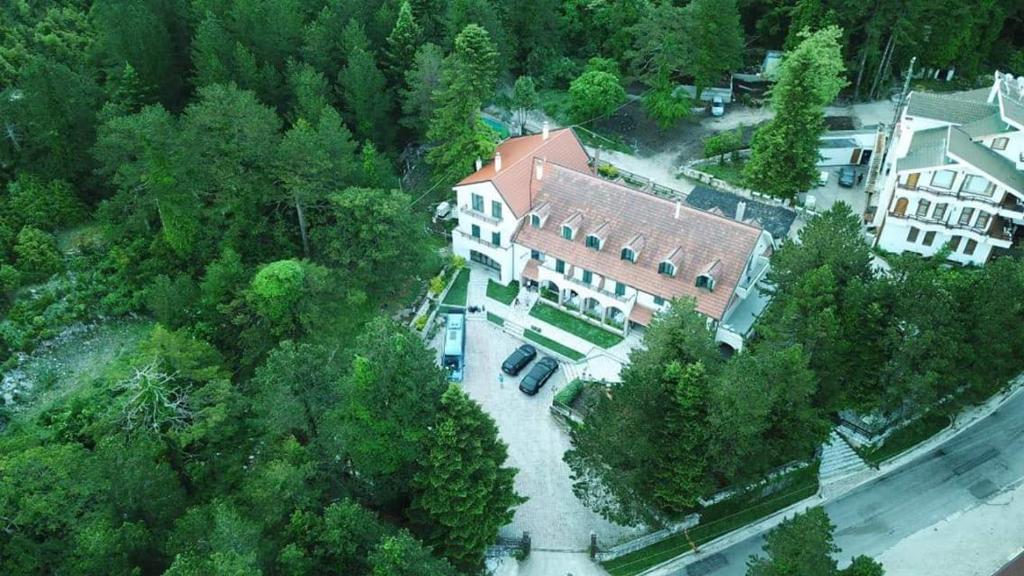 Hotel Alpin Llogara, Llogara (updated prices 2025)