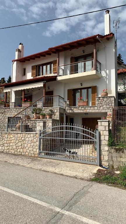 Ξύλο & Παράδοση, Pavliani (updated prices 2026)