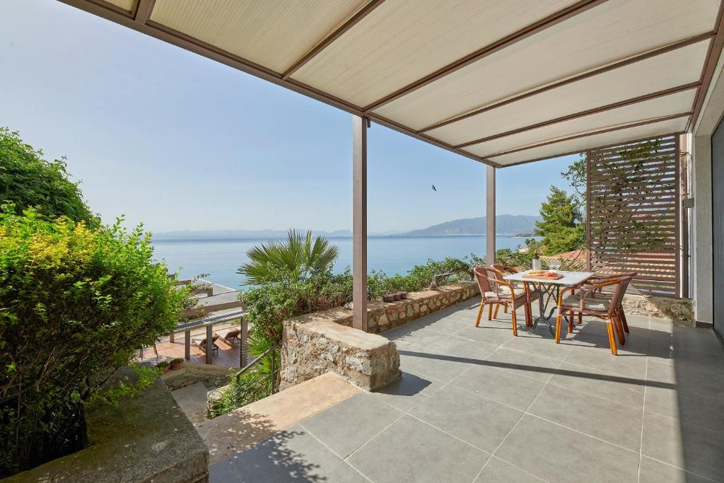 Cape Kitries, Kitriaí (updated prices 2025)