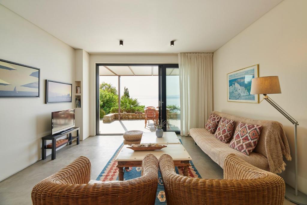 Cape Kitries, Kitriaí (updated prices 2025)