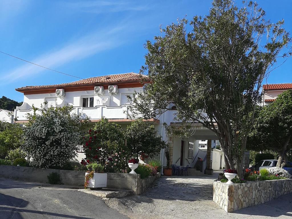 Rooms Pipo, Rab (updated prices 2026)