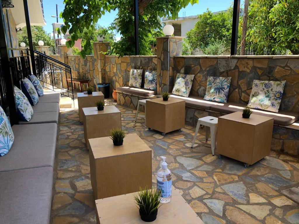 Kakovatos Studios, Zacharo (updated prices 2025)