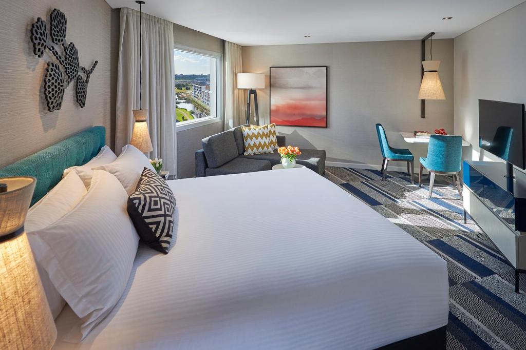 Crown Promenade Perth, Perth (updated prices 2025)