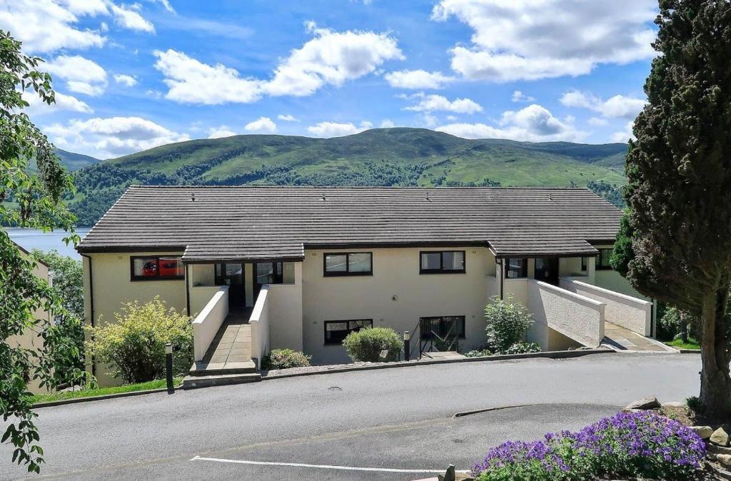 Loch Rannoch Red Squirrel Lodge 6, Kinloch Rannoch (updated prices 2025)