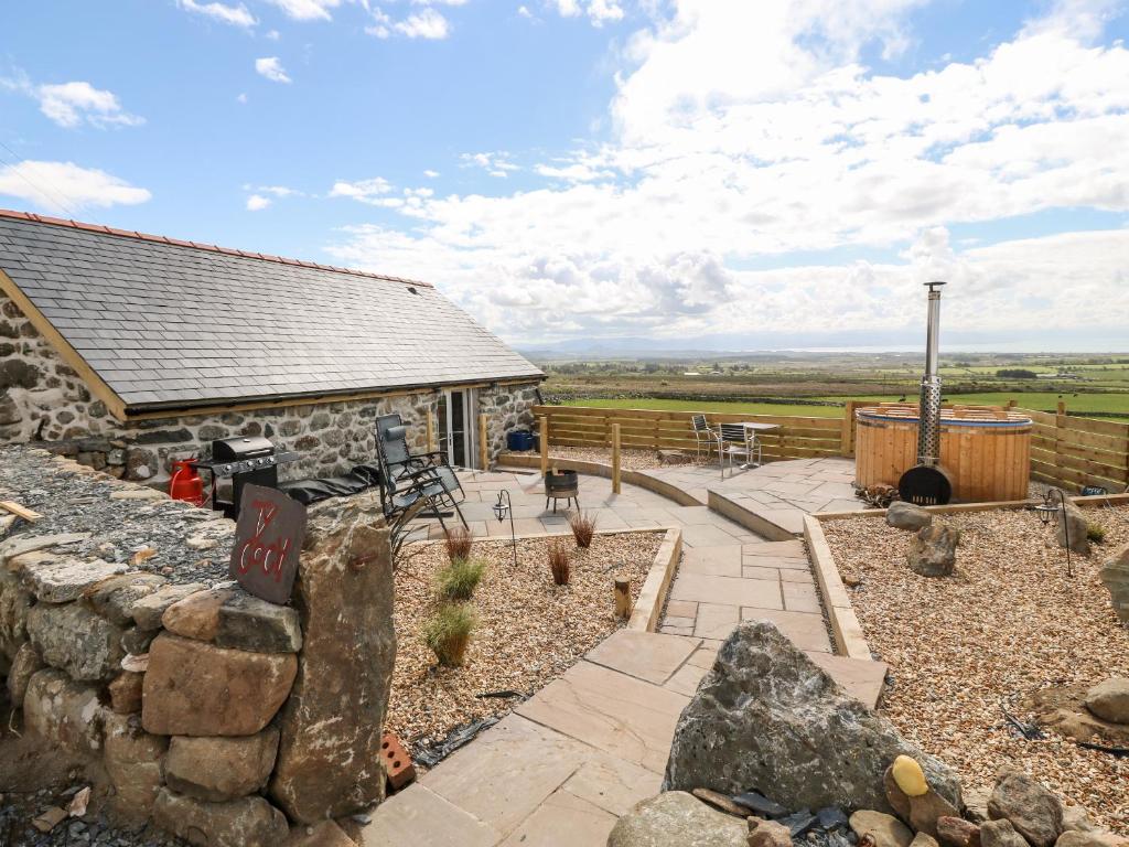 Ty Coch, Caernarfon (updated prices 2025)