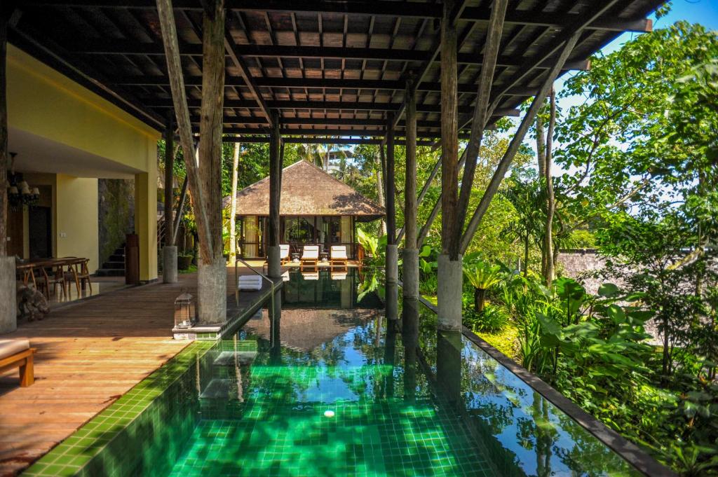 Best Ubud Resorts & Ubud Hotels with Private Pool Villa