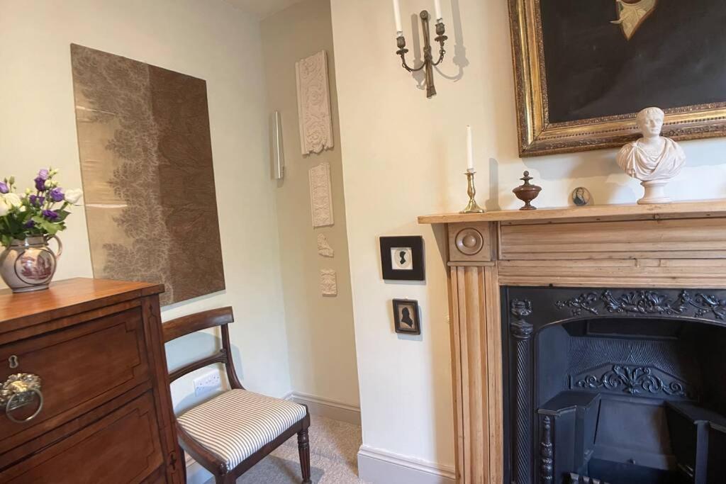 HORTUS HOUSE - Regency style apartment with attached parking in - Traveleto