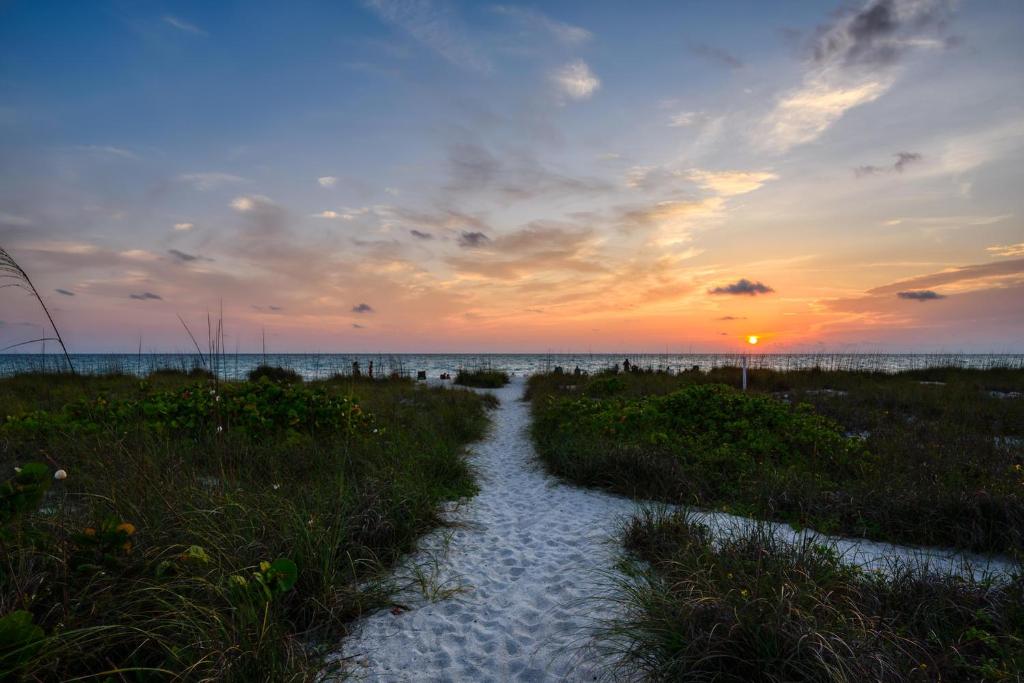 Suntan Terrace, Nokomis (updated prices 2025)